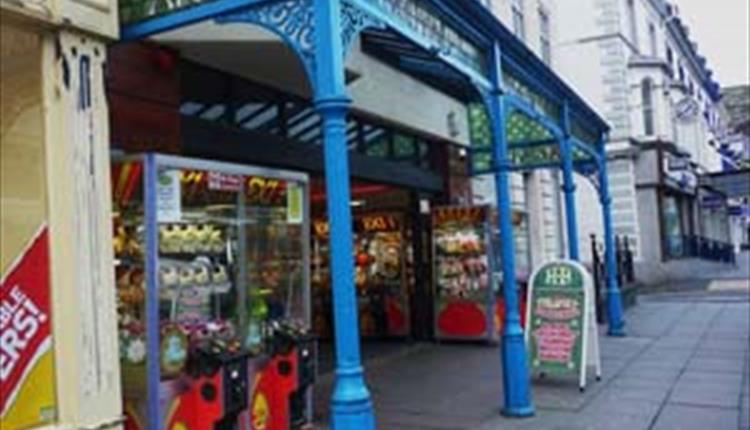 Royal Amusement Arcade - Go North Wales